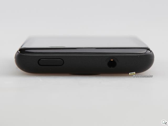 moii E501雙卡智慧機 繽紛背蓋隨心換！- SOGI 手機王