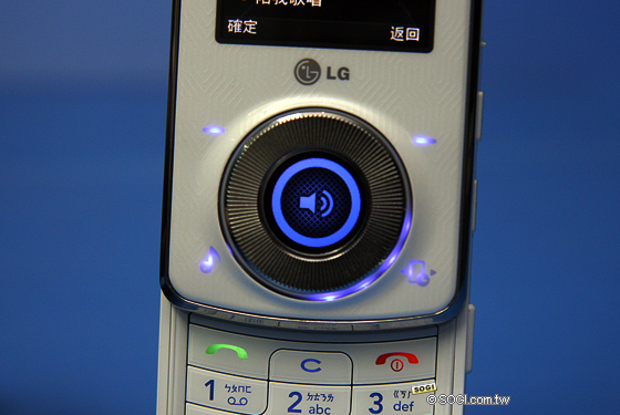 旋轉燈光新體驗! LG KM710 嗑音樂、跑趴必備良品!- SOGI 手機王