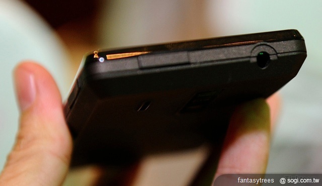 WP7手機ASUS E600 動手玩！- SOGI 手機王