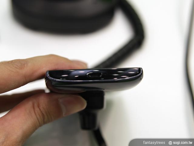 Acer W4搭載WP7.1芒果首曝光【Computex 2011】- SOGI 手機王