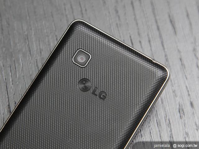 LG T370 聰明雙卡餅乾機 - SOGI 手機王