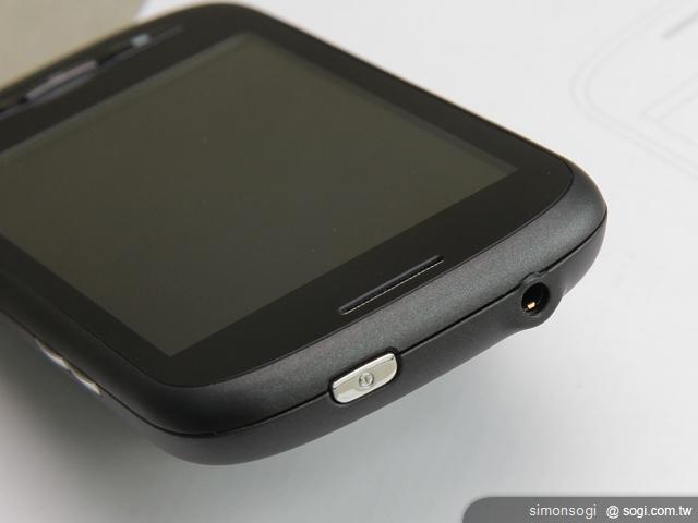 moii E598 平價享受雙卡智慧生活- SOGI 手機王